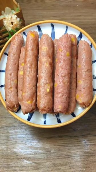 自制火腿肠的做法大全视频_家庭版无添加配方-第2张图片-山城妙识 自制火腿肠的做法大全视频_家庭版无添加配方-第2张图片-山城妙识