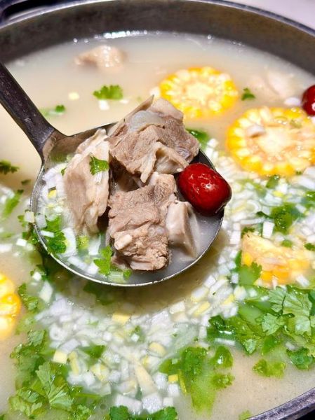羊肉汤锅配料有哪些_如何搭配才正宗-第1张图片-山城妙识