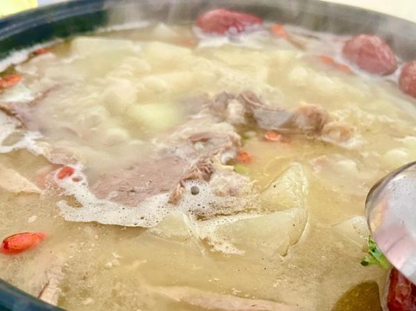羊肉汤锅配料有哪些_如何搭配才正宗-第3张图片-山城妙识