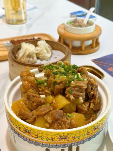 驴肉炖土豆怎么做_驴肉炖土豆的营养价值-第1张图片-山城妙识 驴肉炖土豆怎么做_驴肉炖土豆的营养价值-第1张图片-山城妙识