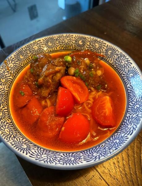 西红柿炖牛尾最正宗做法_西红柿炖牛尾怎么做-第1张图片-山城妙识