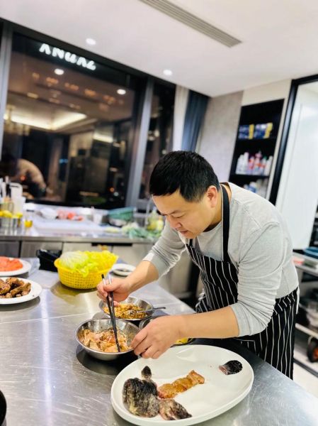 米其林厨师分几个等级_如何成为星级大厨-第1张图片-山城妙识