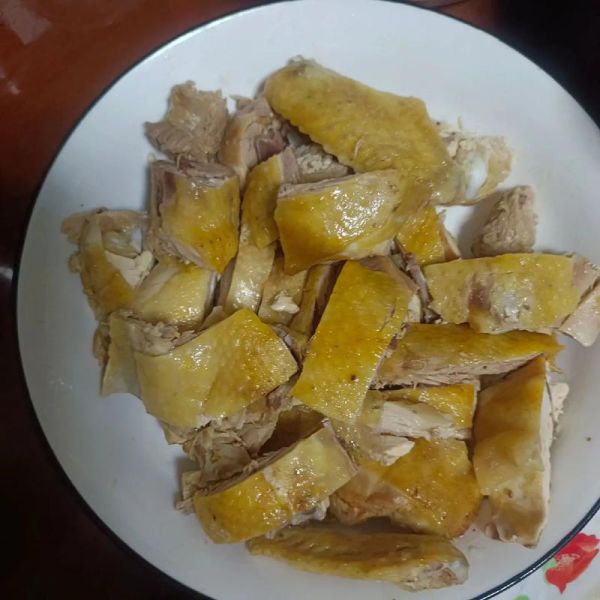 白切鸡蘸料沙姜怎么做_沙姜蘸料比例是多少-第1张图片-山城妙识