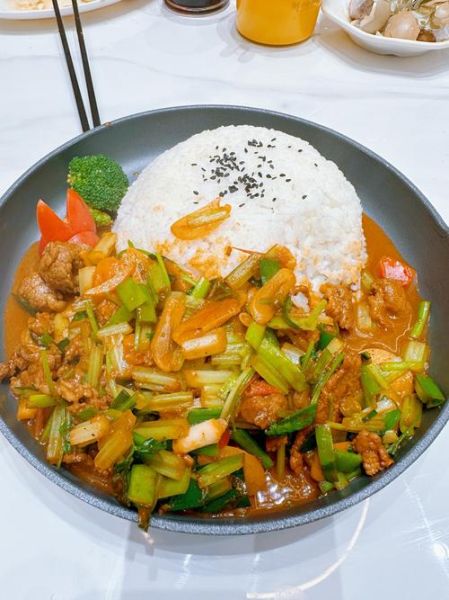 农家小炒肉饭怎么做_正宗湘味小炒肉饭做法-第1张图片-山城妙识