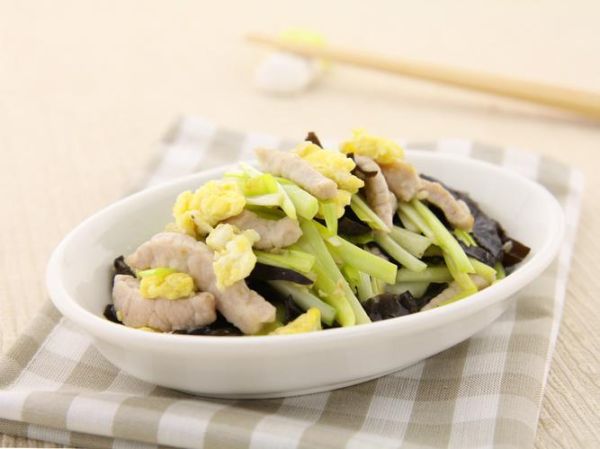 韭黄木耳炒肉丝怎么做_韭黄木耳炒肉丝的家常做法-第1张图片-山城妙识 韭黄木耳炒肉丝怎么做_韭黄木耳炒肉丝的家常做法-第1张图片-山城妙识