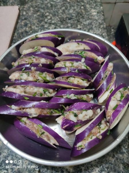 煎酿茄子是哪里的菜_煎酿茄子怎么做才正宗-第3张图片-山城妙识