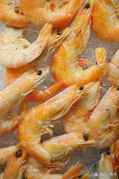 油焖大虾需要什么调料_正宗配方比例-第3张图片-山城妙识 油焖大虾需要什么调料_正宗配方比例-第3张图片-山城妙识