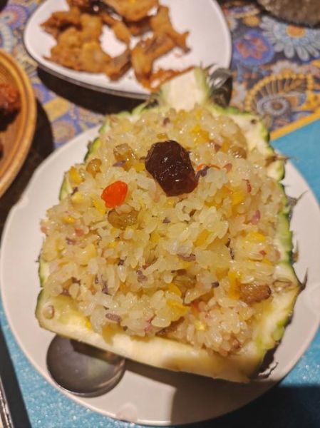 菠萝饭由来_菠萝饭是哪个民族的菜-第3张图片-山城妙识 菠萝饭由来_菠萝饭是哪个民族的菜-第3张图片-山城妙识