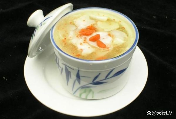 乌鱼蛋汤是什么东西_怎么做才正宗-第1张图片-山城妙识