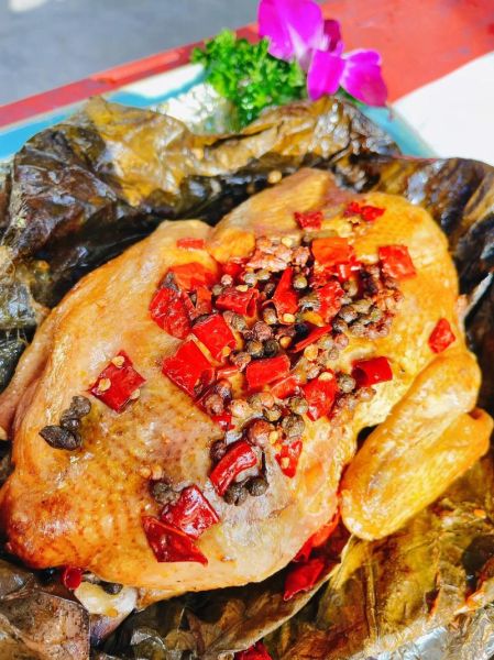 黄泥叫花鸡怎么做_正宗叫花鸡做法步骤-第1张图片-山城妙识