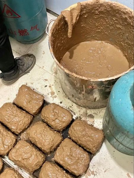 黄泥叫花鸡怎么做_正宗叫花鸡做法步骤-第2张图片-山城妙识