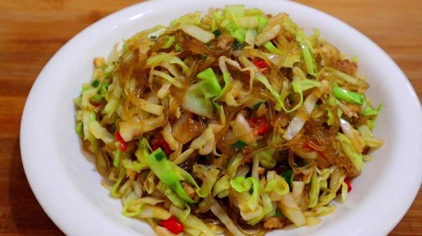 包菜炒粉条怎么不粘锅_包菜炒粉条的家常做法窍门-第2张图片-山城妙识