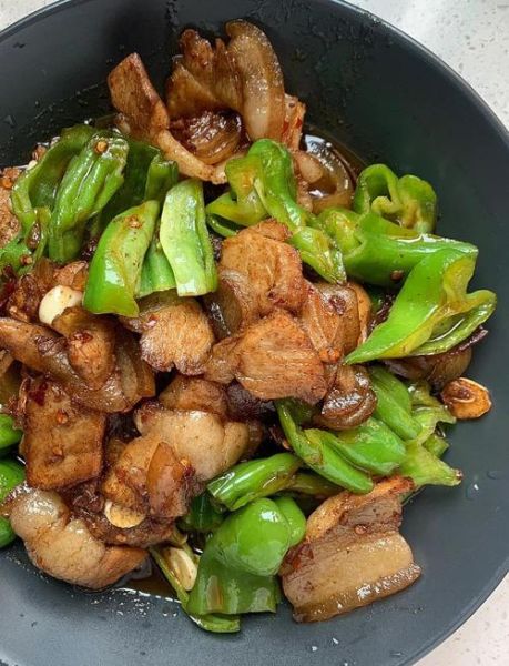 回锅肉怎么炒才好吃_回锅肉正宗做法步骤-第1张图片-山城妙识