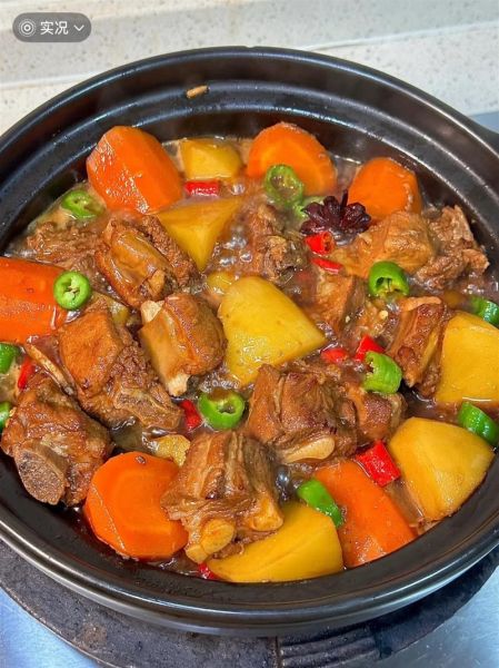 红烧肉罐头炖土豆怎么做_红烧肉罐头炖土豆好吃吗-第2张图片-山城妙识