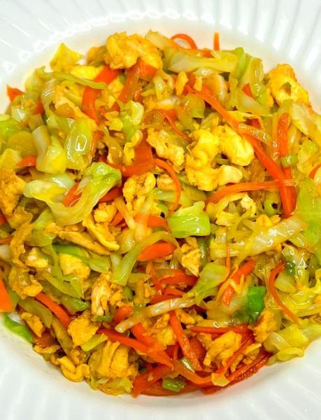 鸡蛋炒圆白菜怎么炒才脆_鸡蛋炒圆白菜要不要焯水-第1张图片-山城妙识