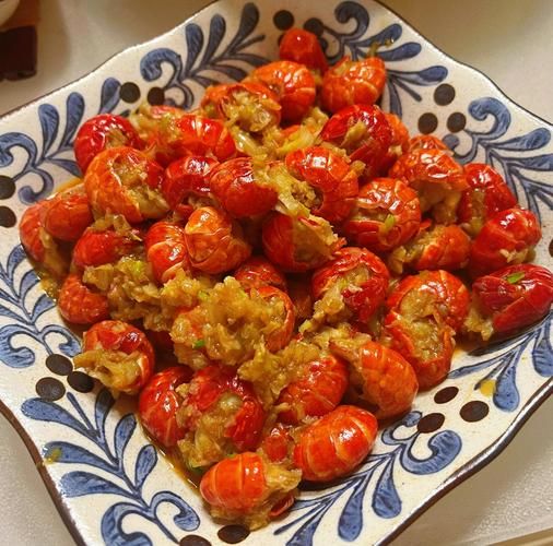 麻辣龙虾尾怎么做_正宗做法窍门-第1张图片-山城妙识