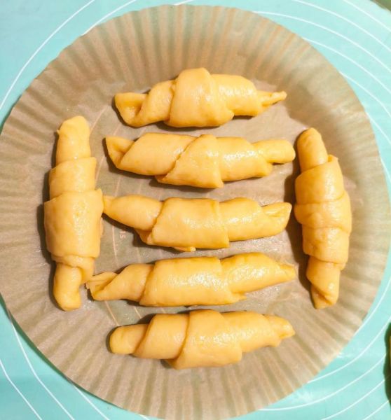 黄油牛角包怎么做_牛角包失败原因-第1张图片-山城妙识