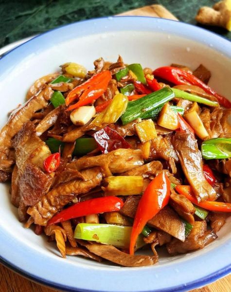 红烧肉炖笋干怎么做好吃_笋干要不要提前泡-第3张图片-山城妙识 红烧肉炖笋干怎么做好吃_笋干要不要提前泡-第3张图片-山城妙识