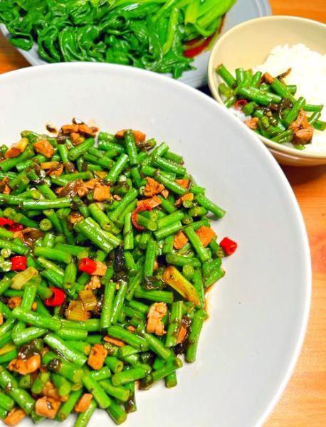 绿色橄榄菜怎么炒好吃_绿色橄榄菜炒什么最香-第1张图片-山城妙识