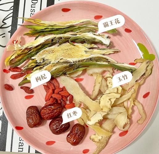 霸王花煲汤的做法_霸王花煲汤的功效与禁忌-第1张图片-山城妙识