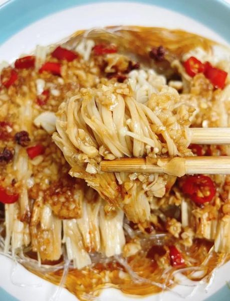 蒜蓉粉丝金针菇怎么做_蒜蓉粉丝金针菇家常做法-第2张图片-山城妙识 蒜蓉粉丝金针菇怎么做_蒜蓉粉丝金针菇家常做法-第2张图片-山城妙识