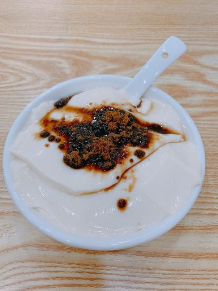豆腐花的功效与作用_豆腐花的禁忌有哪些-第2张图片-山城妙识