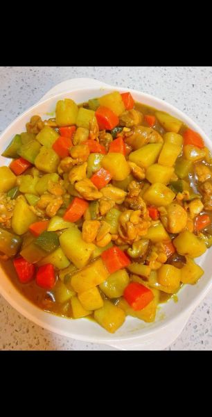 咖喱鸡块怎么做才入味_咖喱鸡块用哪种咖喱最好-第2张图片-山城妙识 咖喱鸡块怎么做才入味_咖喱鸡块用哪种咖喱最好-第2张图片-山城妙识