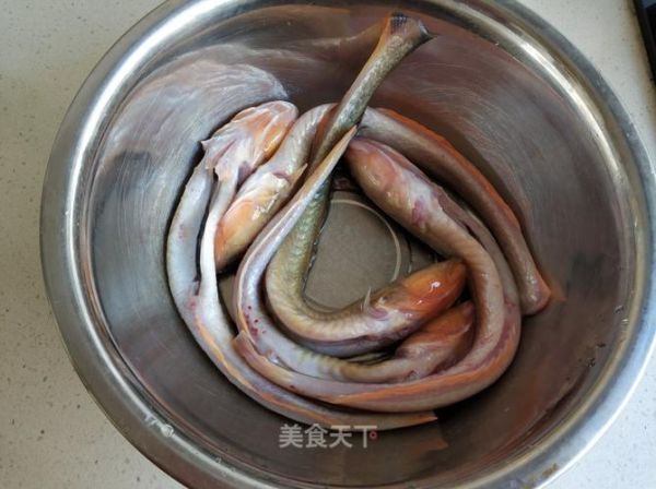 酱扔巴鱼怎么做好吃_酱扔巴鱼的家常做法-第3张图片-山城妙识