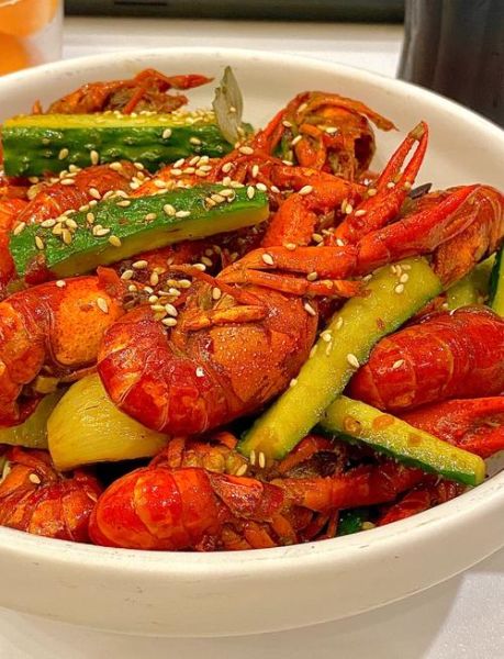 小龙虾配菜有哪些_怎么做才好吃-第1张图片-山城妙识