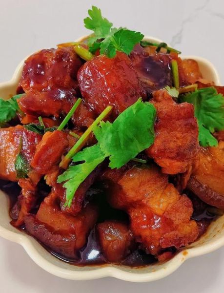 红烧肉烧土豆块怎么做_红烧肉烧土豆块先放什么-第2张图片-山城妙识 红烧肉烧土豆块怎么做_红烧肉烧土豆块先放什么-第2张图片-山城妙识