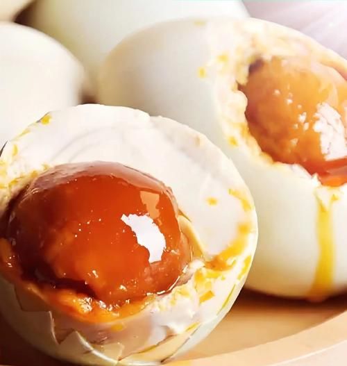 海鸭蛋是什么_海鸭蛋和普通鸭蛋区别-第2张图片-山城妙识