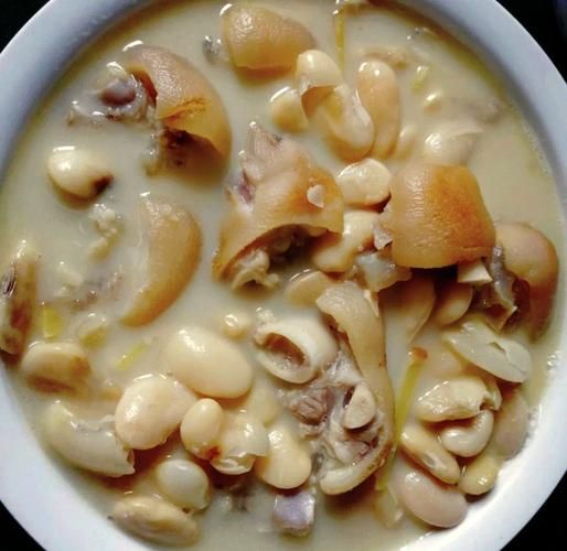 雪豆炖猪蹄怎么做_雪豆炖猪蹄的家常做法-第1张图片-山城妙识