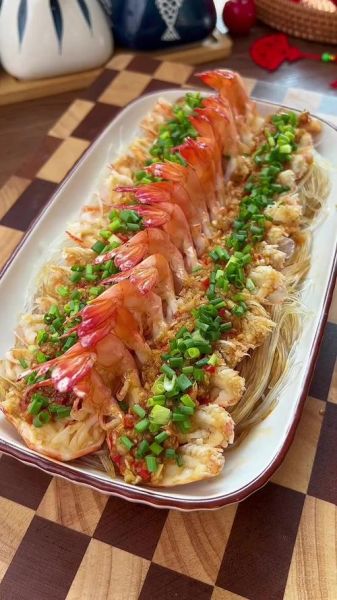 蒜蓉大虾怎么做_蒜蓉大虾家常做法-第2张图片-山城妙识