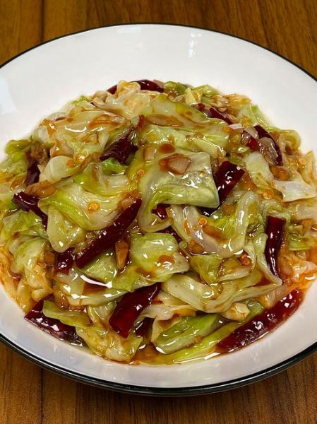 干锅手撕包菜怎么做_干锅手撕包菜家常做法-第1张图片-山城妙识 干锅手撕包菜怎么做_干锅手撕包菜家常做法-第1张图片-山城妙识