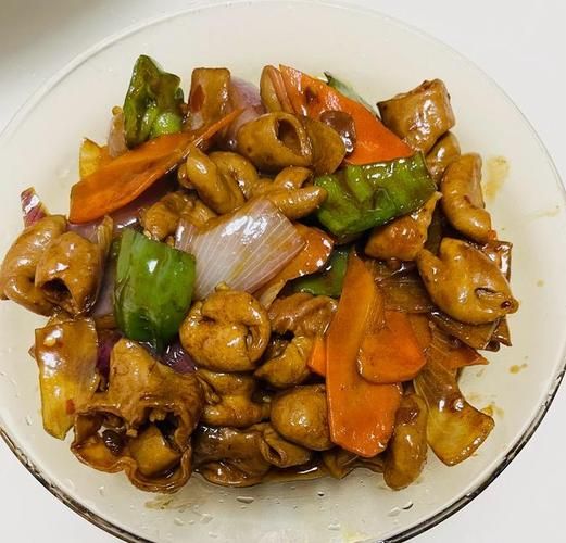 四川红烧肥肠怎么做_红烧肥肠焯水还是直接炒-第3张图片-山城妙识 四川红烧肥肠怎么做_红烧肥肠焯水还是直接炒-第3张图片-山城妙识