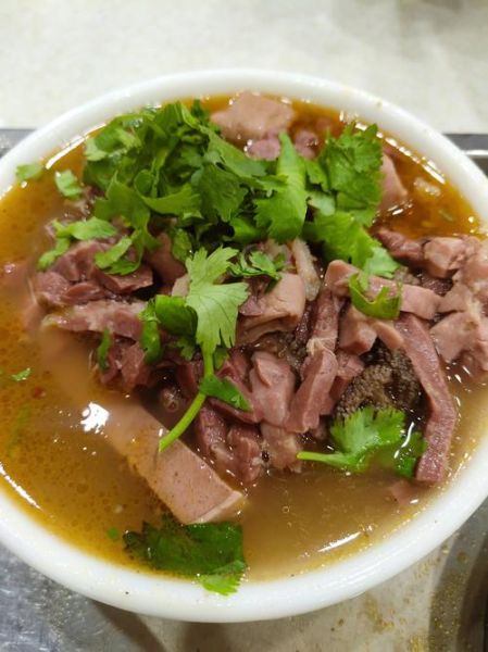 羊杂萝卜汤怎么做好吃_羊杂萝卜汤的家常做法-第2张图片-山城妙识