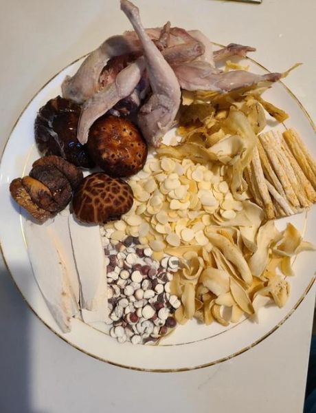 鹌鹑吃什么_鹌鹑饲料配方大全-第1张图片-山城妙识 鹌鹑吃什么_鹌鹑饲料配方大全-第1张图片-山城妙识