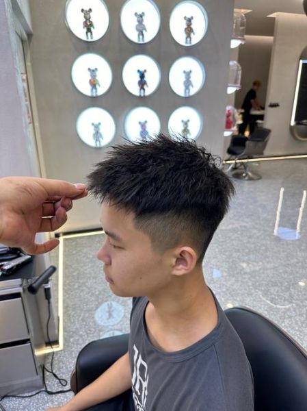 锡纸烫适合什么脸型_锡纸烫怎么打理-第2张图片-山城妙识