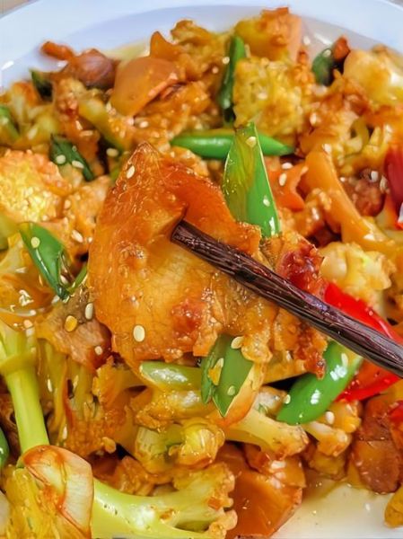 干锅花菜怎么做_干锅花菜热量高吗-第1张图片-山城妙识