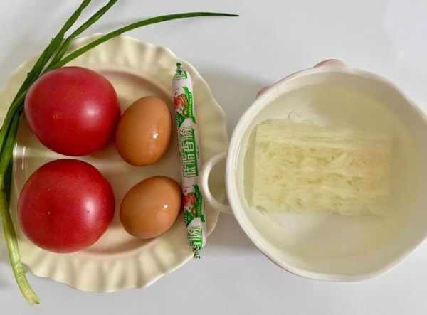 鸡蛋粉丝汤怎么做好吃_鸡蛋粉丝汤的家常做法-第3张图片-山城妙识 鸡蛋粉丝汤怎么做好吃_鸡蛋粉丝汤的家常做法-第3张图片-山城妙识