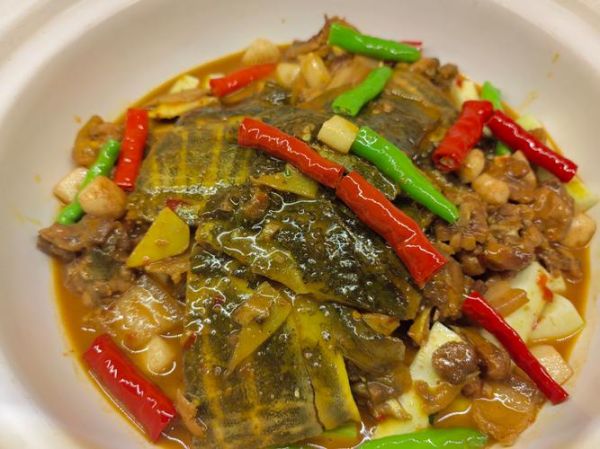 焖甲鱼的做法_焖甲鱼怎么做好吃-第2张图片-山城妙识