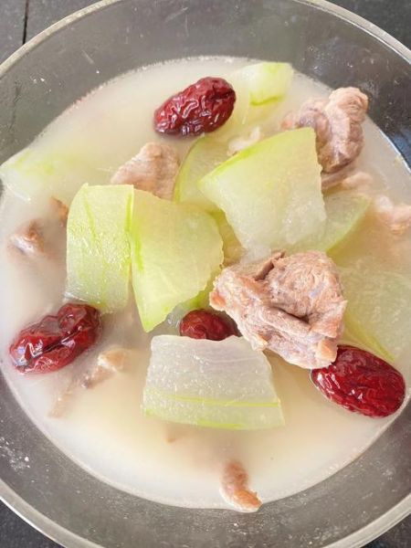 冬瓜排骨汤热量_减肥能喝吗-第2张图片-山城妙识 冬瓜排骨汤热量_减肥能喝吗-第2张图片-山城妙识