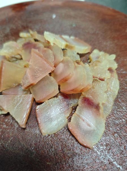 正宗腊肉盐的比例是多少_腊肉腌制盐用量怎么算-第3张图片-山城妙识