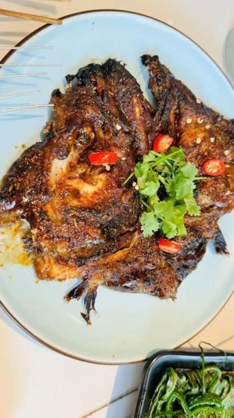 鲽鱼头怎么做好吃_正宗做法视频-第1张图片-山城妙识