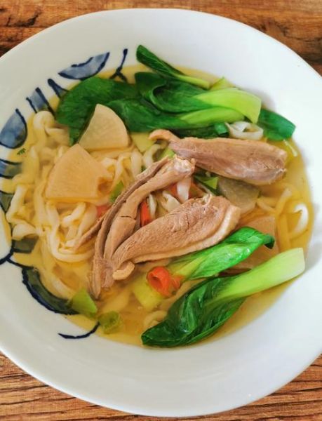 萝卜面条怎么做好吃_萝卜面条的家常做法-第1张图片-山城妙识