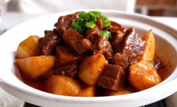 土豆炖牛肉怎么做好吃又简单_家常做法窍门-第2张图片-山城妙识 土豆炖牛肉怎么做好吃又简单_家常做法窍门-第2张图片-山城妙识