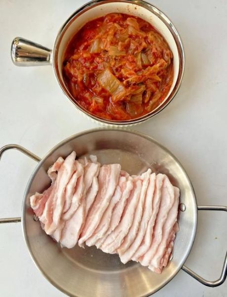 泡菜五花肉怎么做_泡菜五花肉的家常做法-第3张图片-山城妙识