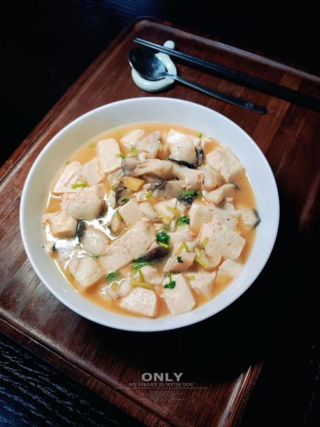 鳕鱼炖豆腐怎么做好吃_鳕鱼炖豆腐的窍门-第3张图片-山城妙识