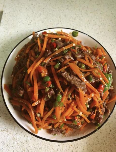 萝卜烧牛肉怎么做好吃_萝卜烧牛肉的家常做法窍门-第1张图片-山城妙识 萝卜烧牛肉怎么做好吃_萝卜烧牛肉的家常做法窍门-第1张图片-山城妙识