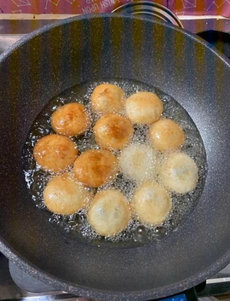 炸糖糕怎么做_炸糖糕的配方比例-第1张图片-山城妙识